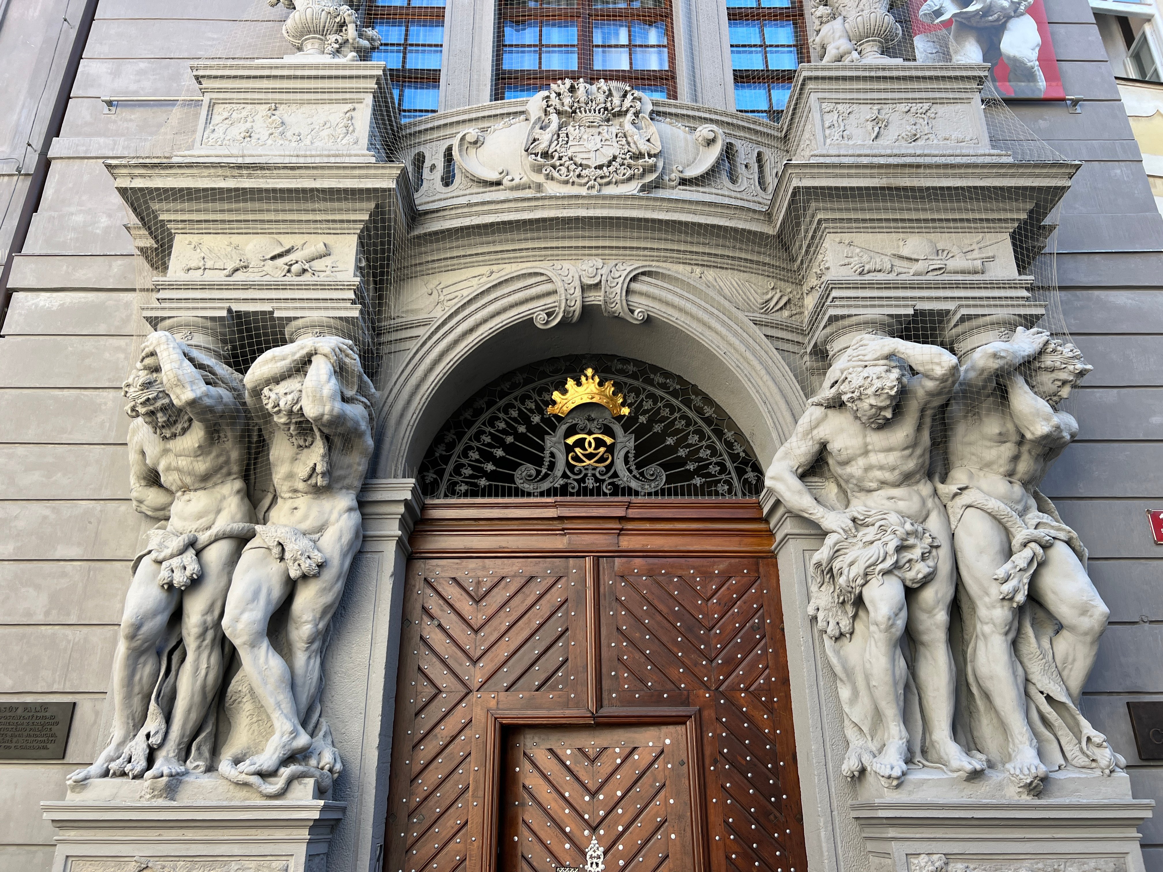 Clam-Gallas Palace case study - Using the SmartGuide app for museums ...