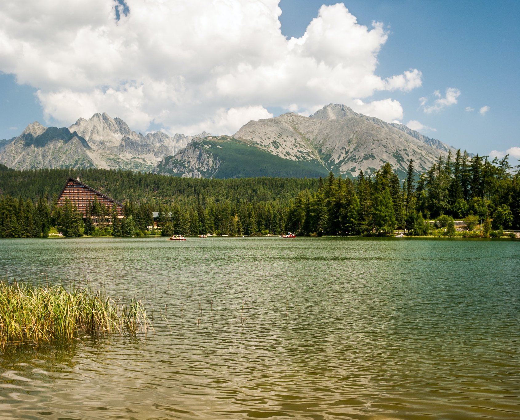 Revolutionizing tourism in Slovakia: SmartGuide's tour guide solutions ...